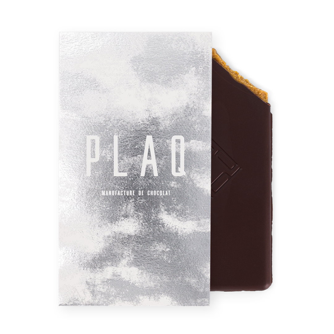 Hazelnut milk praline chocolate bar | PLAQ Chocolate